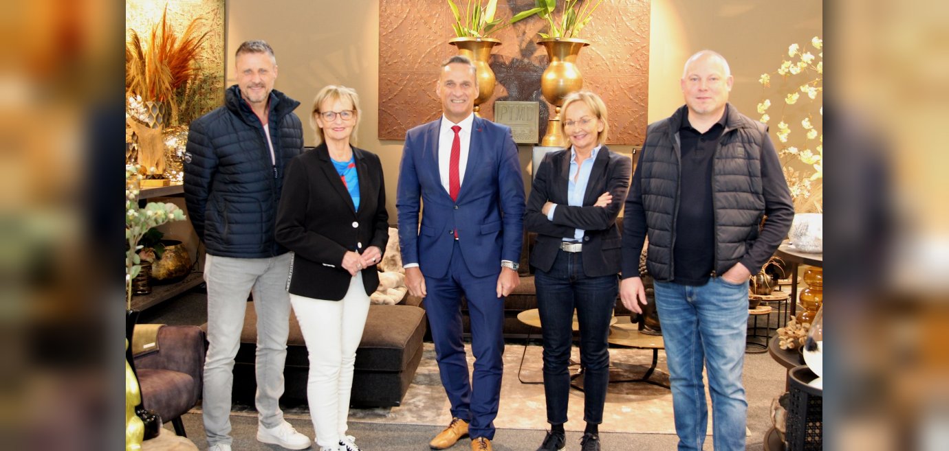 Bürgermeister Joachim Rodenkirch besucht neue Geschäftsräume von Schaaf ...