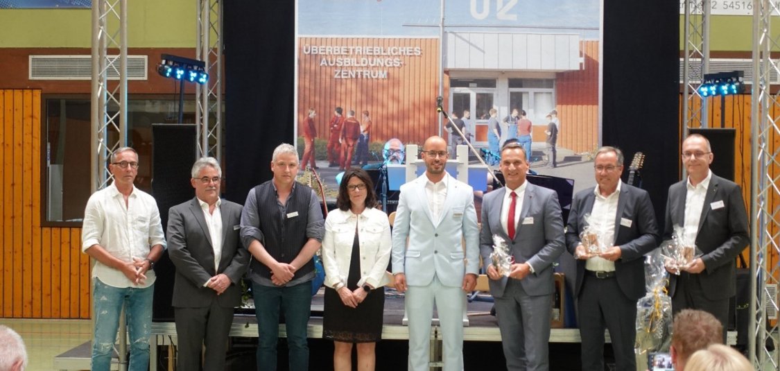 50 + zwei Jahre Erfahrung - dennoch leistungsstark und voller ...